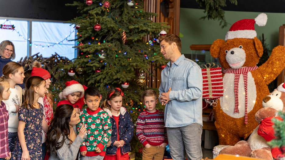 Destination Christmas (2022) | ČSFD.cz