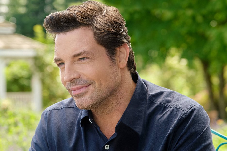 Marry Go Round (2022) | ČSFD.cz