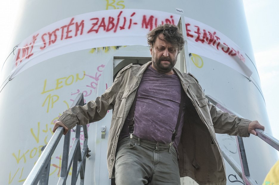 Roman Mrázik | Galerie - Z filmu | ČSFD.cz