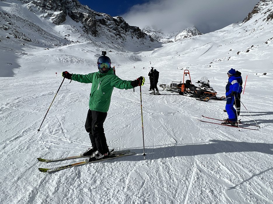 Manu a Matěj na horách - Údolími Slunce a Non (E08) (2023) | Creators ...