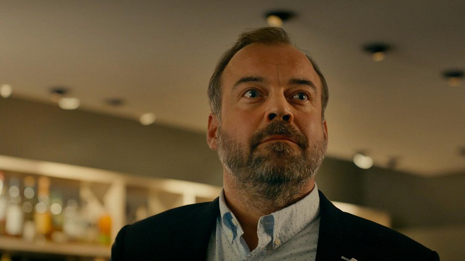 Onnela - Kierrättäjä (S05E07) (2023) | ČSFD.cz