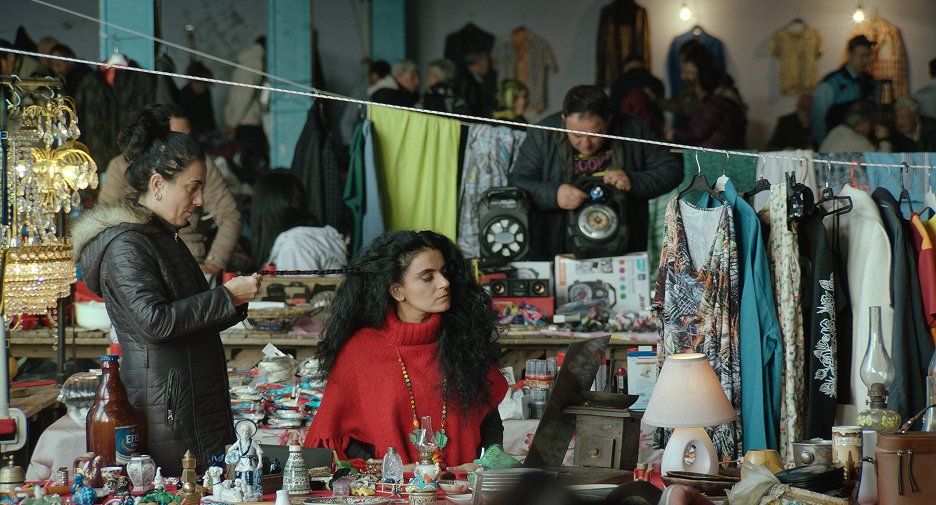 Ayna Ayna (2022) | ČSFD.cz