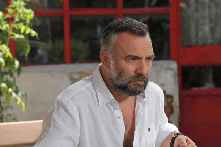 Eşkiya Dünyaya Hükümdar Olmaz - Episode 1 (S03E01) (2017) | ČSFD.cz