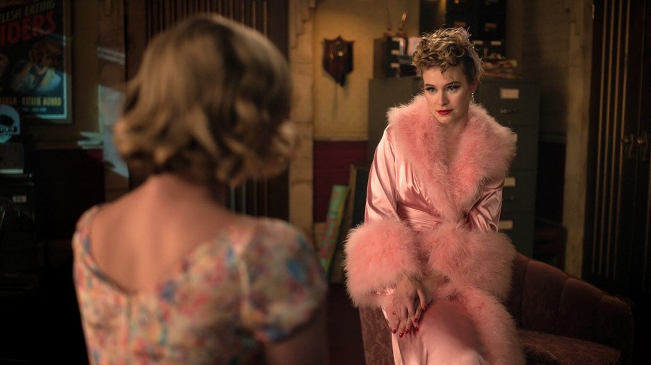 Riverdale - Kapitola 133: Erotický film (S07E16) (2023) | ČSFD.cz