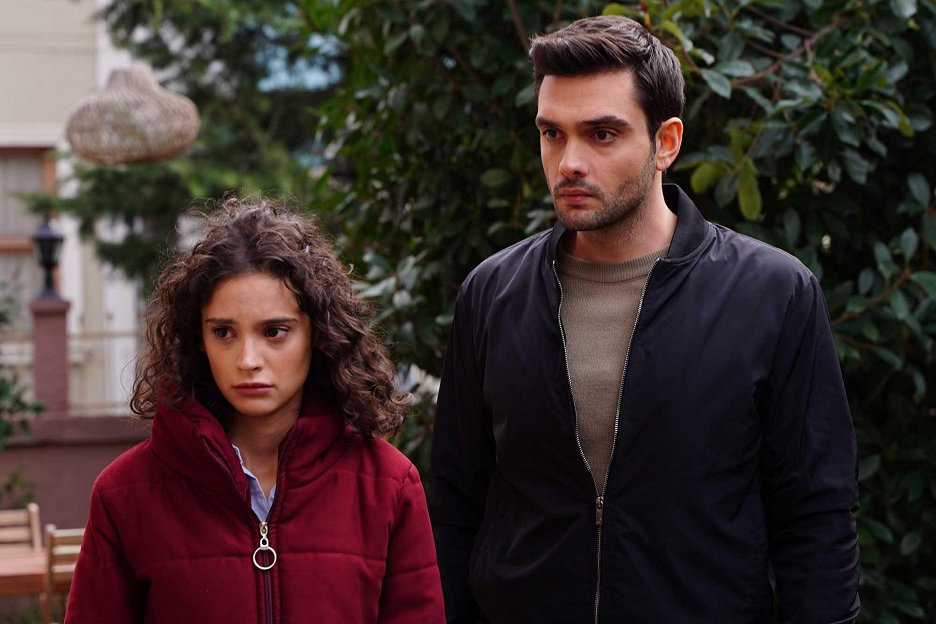 Benim Güzel Ailem - Her Şey Düzelecek (E21) (2023) | ČSFD.cz