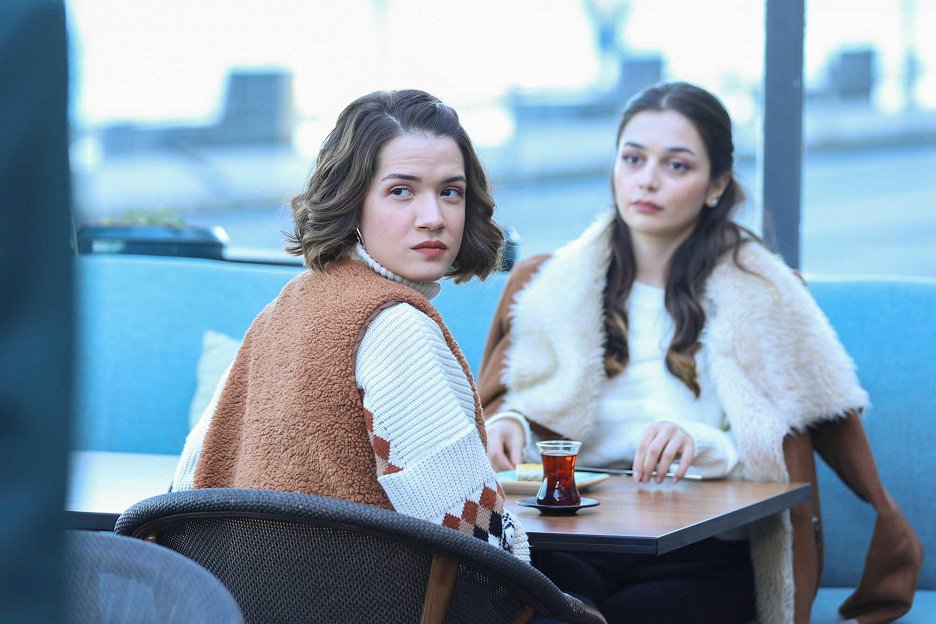 Kendi Düşen Ağlamaz - Fırtına öncesi (E22) (2023) | ČSFD.cz