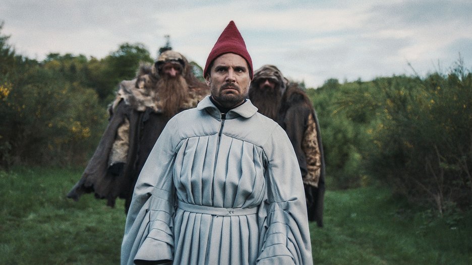 Tinka og sjælens spejl - Kongsby (E21) (2022) | ČSFD.cz