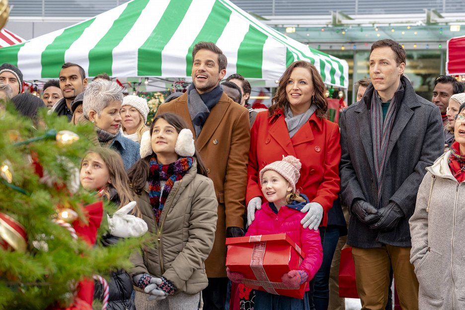 Mingle All the Way (2018) | Galerie - Plakáty | ČSFD.cz