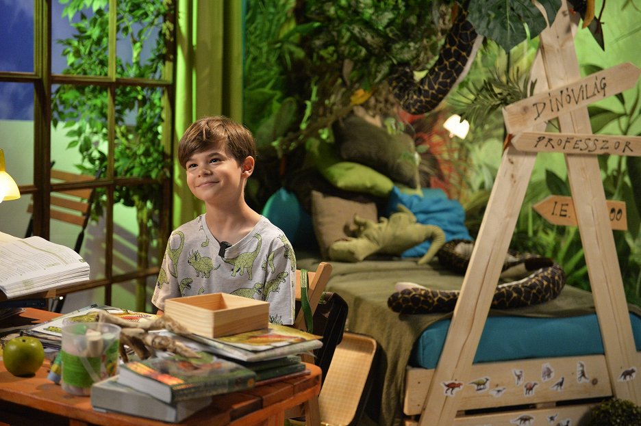 Dínók nyomában (2022) | ČSFD.cz