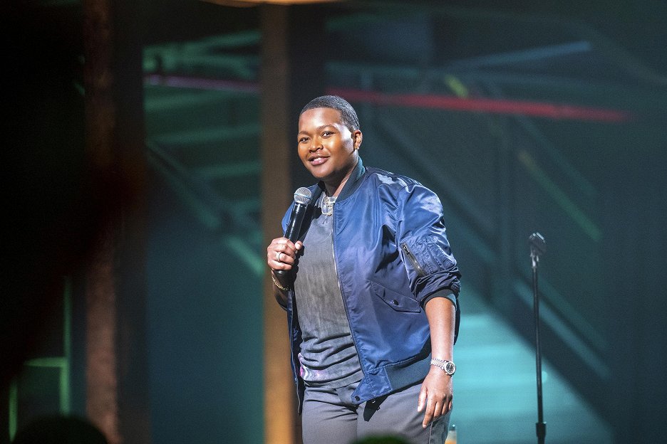 Sam Jay: Ber nebo nech bejt (2023) | ČSFD.cz