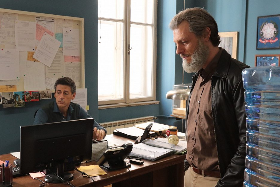 La Porta Rossa - Season 2 (S02) (2019) | ČSFD.cz