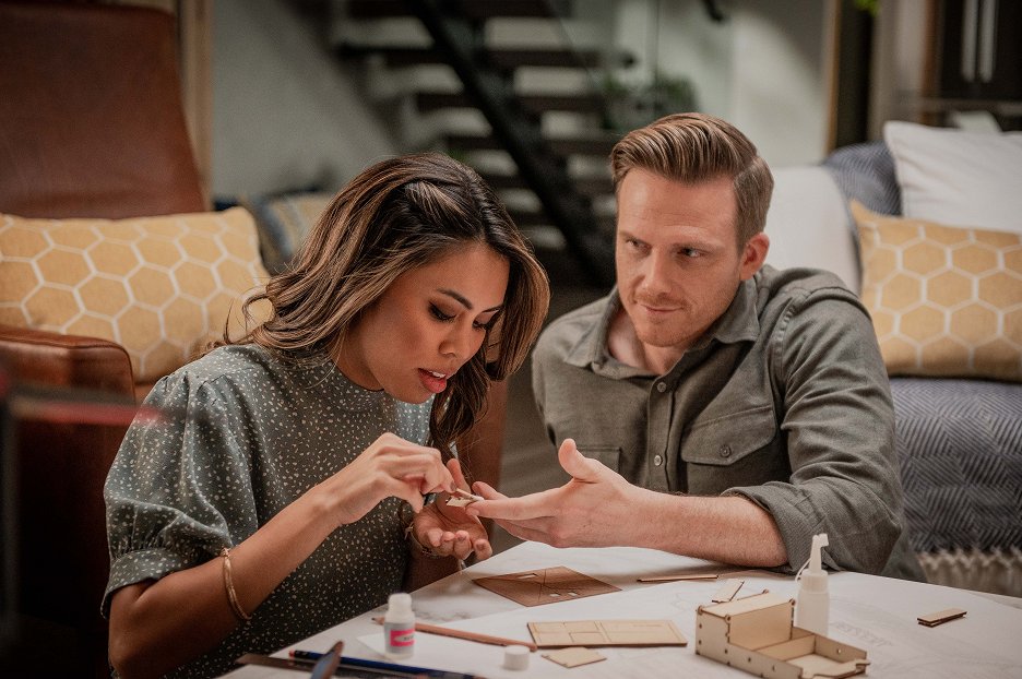 Modeled with Love (2023) | ČSFD.cz