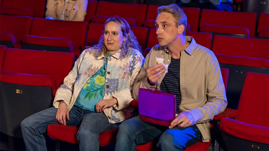 Hullraisers - The Godmother (S02E04) (2023) | ČSFD.cz