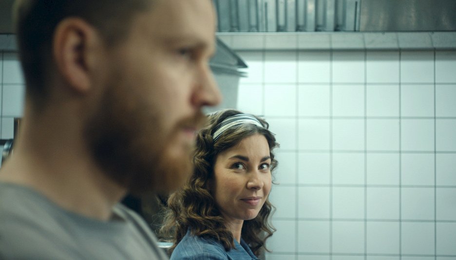 Bag Enhver Mand - Mus og mænd (E02) (2023) | ČSFD.cz