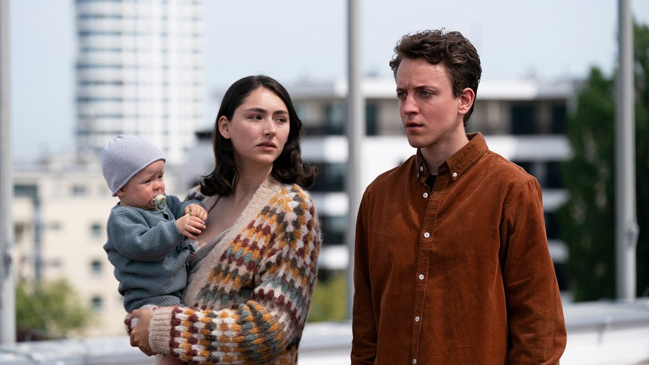 Sløborn - Eine neue Welt (S03E01) (2024) | ČSFD.cz