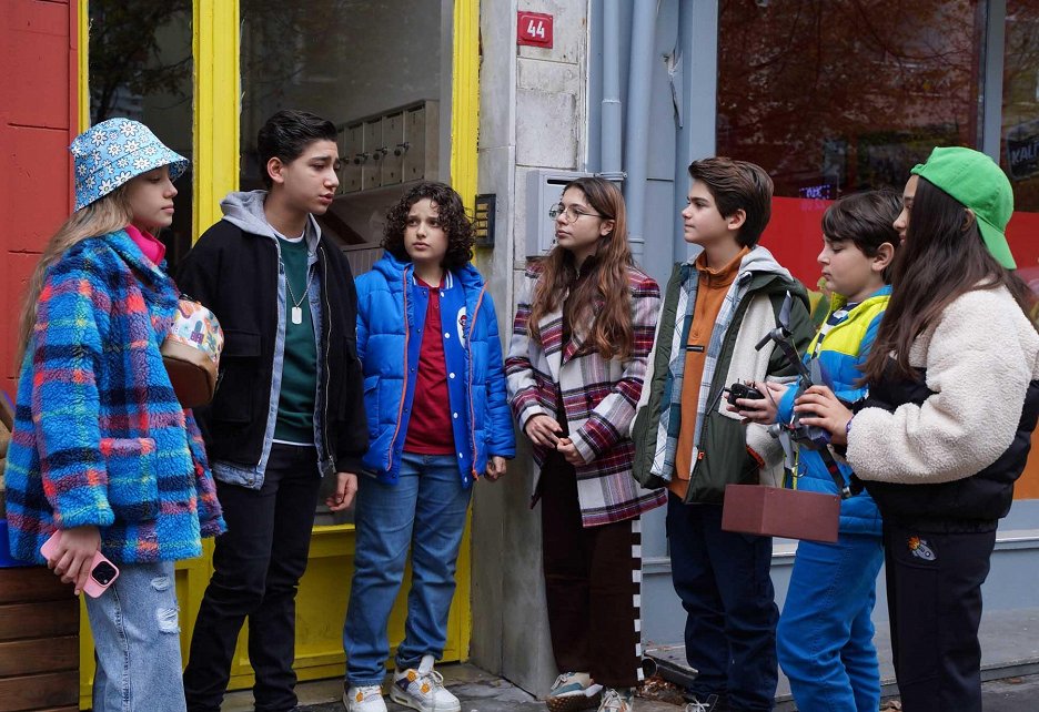 Kod Adı Kırlangıç - Yerel Dayanışma (S01E12) (2024) | ČSFD.cz