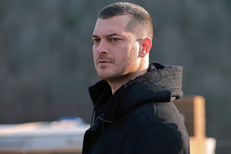 Gaddar - Episode 4 (E04) (2024) | ČSFD.cz