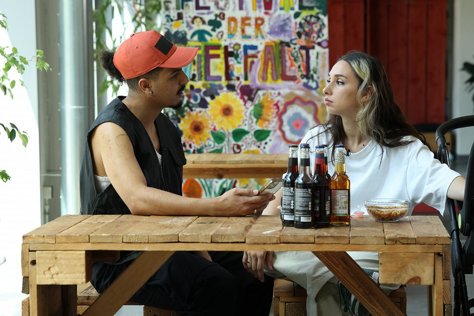 Love Hunters (2024) | ČSFD.cz