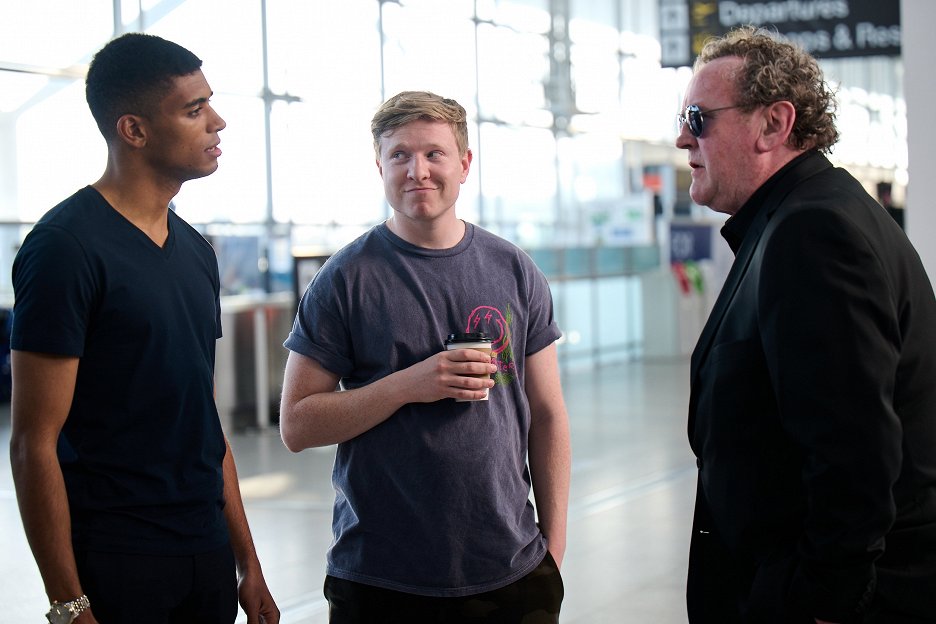 Na hladinu (2024) | ČSFD.cz