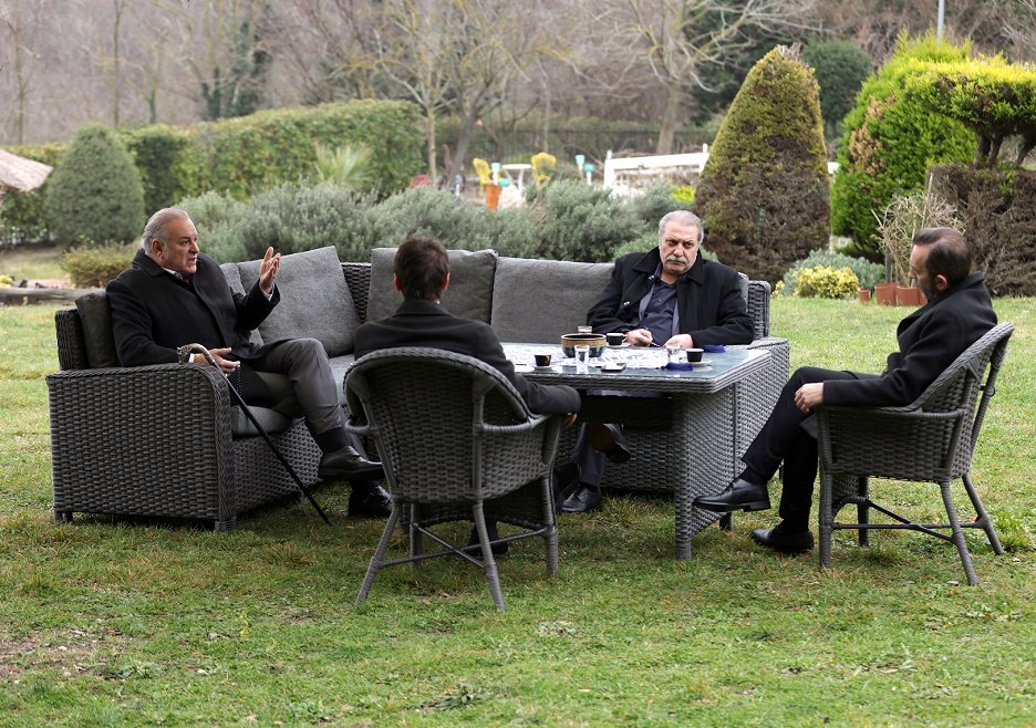 Hudutsuz Sevda - Episode 23 (E23) (2024) | ČSFD.cz