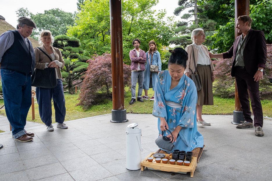 SOKO Hamburg - Je oller, je doller (S06E11) (2024) | ČSFD.cz