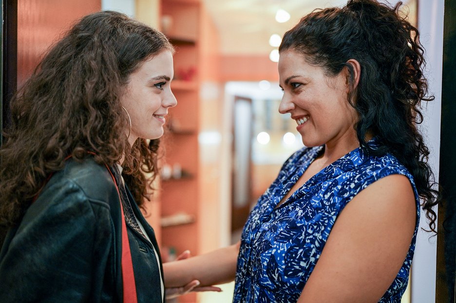 Biester - Episode 10 (S01E10) (2024) | ČSFD.cz