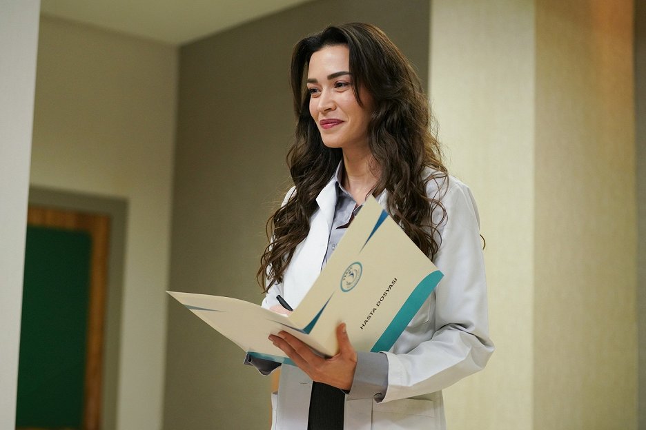 Bahar - Episode 6 (S01E06) (2024) | ČSFD.cz