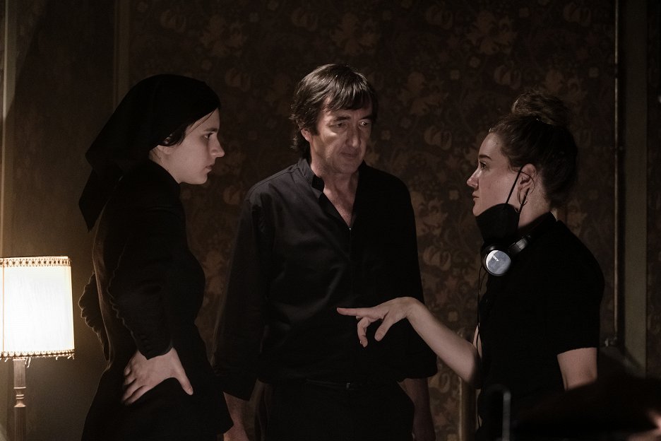 Arkasha Stevenson | Galerie - Z natáčení | ČSFD.cz