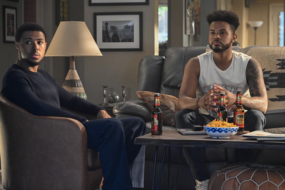 Grown-ish - Lost Ones (S06E11) (2024) | ČSFD.cz