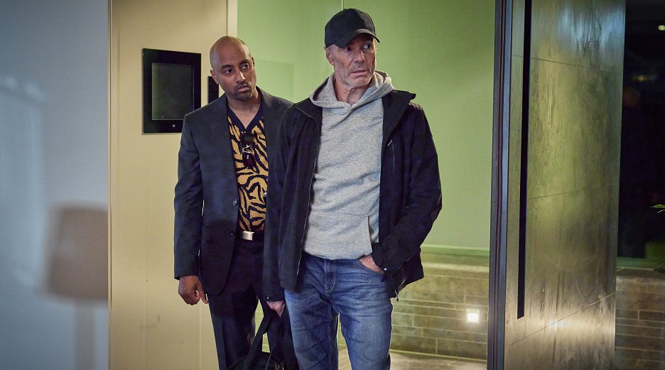 Der Amsterdam-Krimi - Blutige Diamanten (E08) (2024) | ČSFD.cz