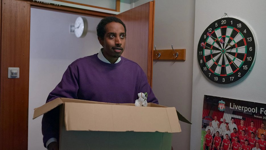 True klein - Utlending (E03) (2023) | ČSFD.cz