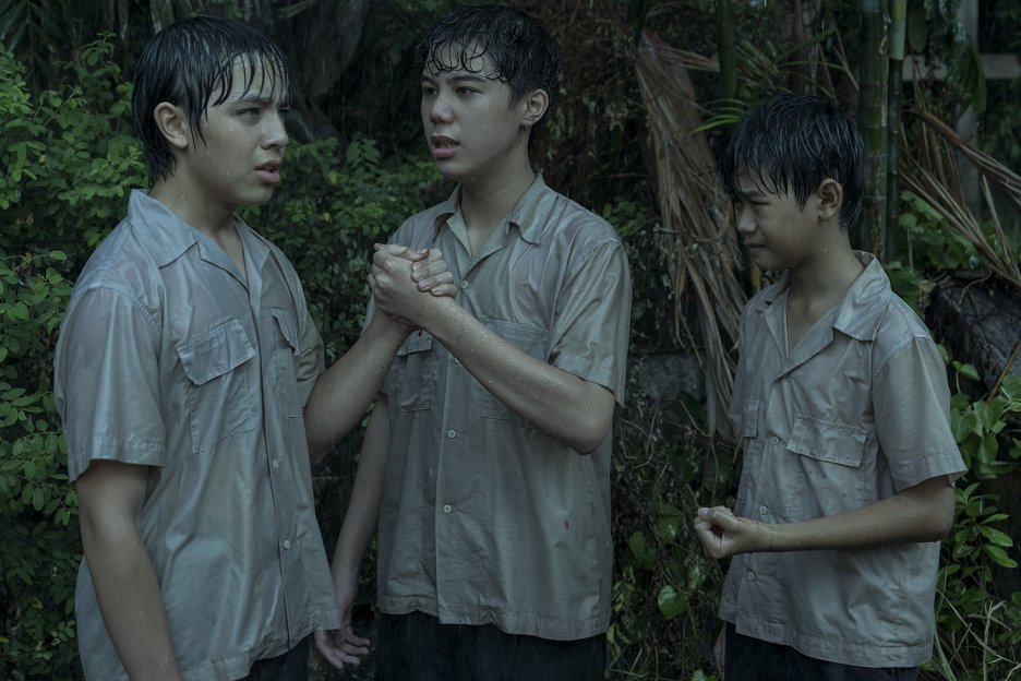 Sympatizant - All for One (E05) (2024) | ČSFD.cz