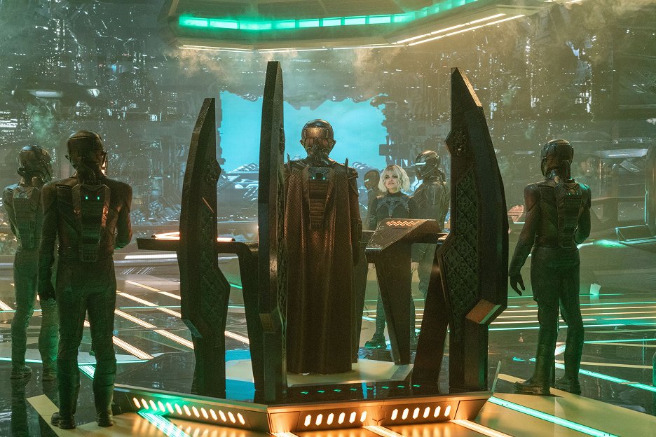 Star Trek: Discovery - Labyrinths (S05E08) (2024) | ČSFD.cz