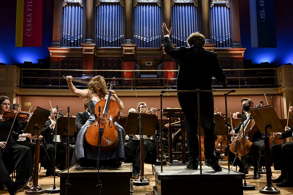 Alisa Weilersteinová v Rudolfinu (2021) | ČSFD.cz