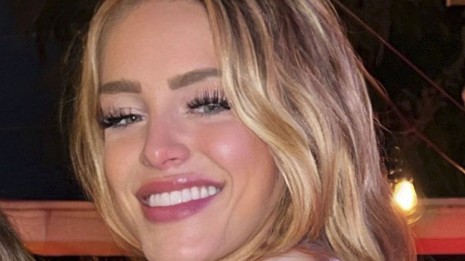 Vraždy na blond (2024) | ČSFD.cz