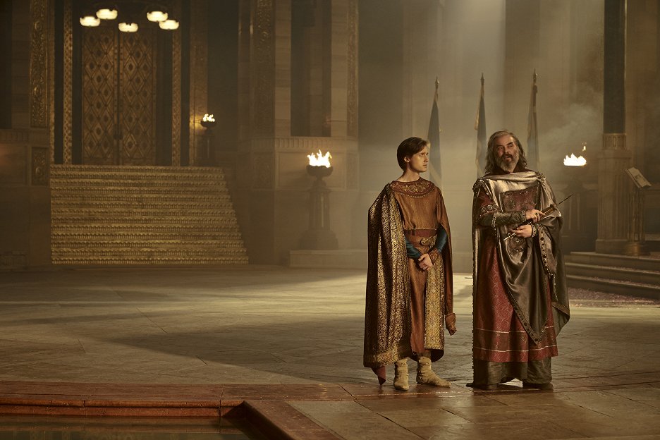 Pán prstenů: Prsteny moci - Síně z kamene (S02E05) (2024) | ČSFD.cz