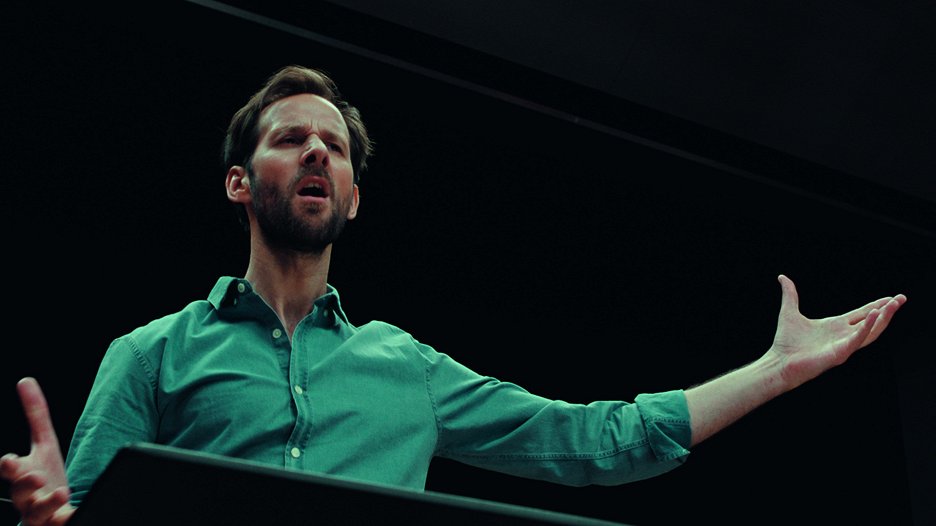 Fanfáry, prosím (2024) | ČSFD.sk