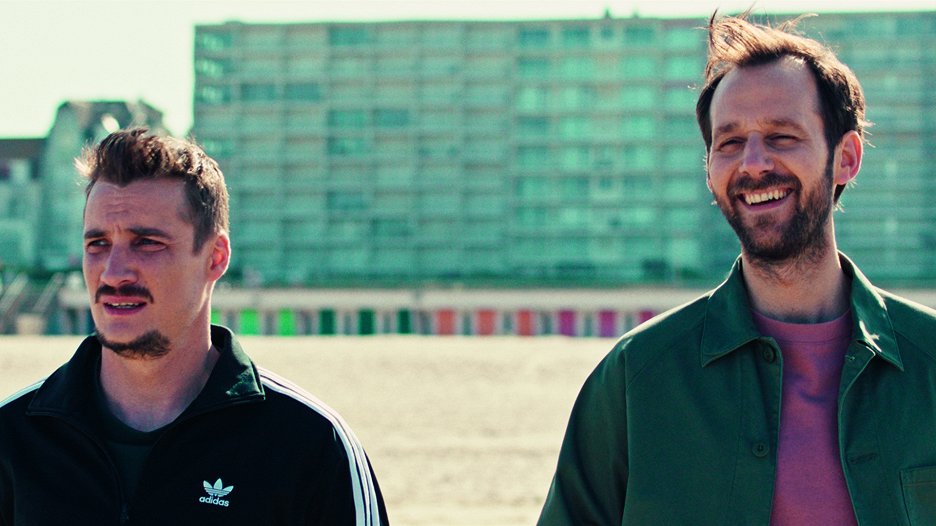 Fanfáry, prosím (2024) | ČSFD.sk