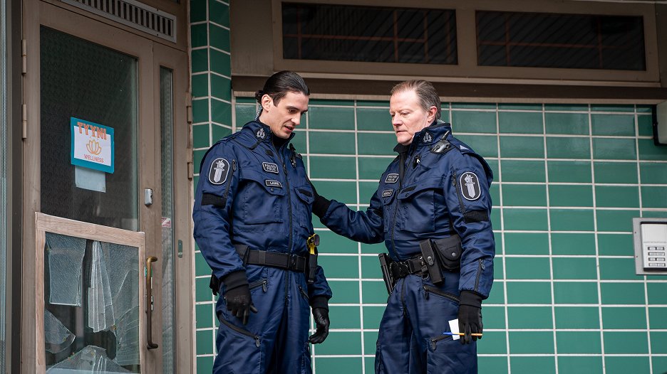 Roba - Tunteella (S06E08) (2024) | ČSFD.cz