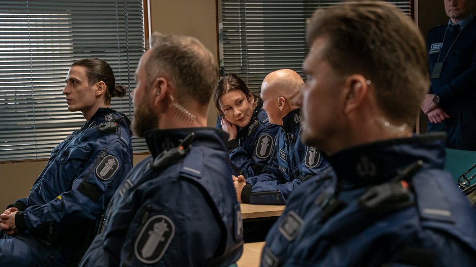 Roba - Tunteella (S06E08) (2024) | ČSFD.cz