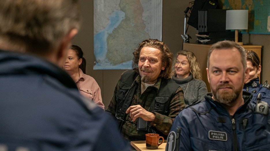 Roba - Tunteella (S06E08) (2024) | ČSFD.cz