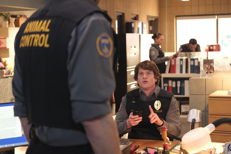 Animal Control - Cats and Monkeys (S02E02) (2024) | ČSFD.cz