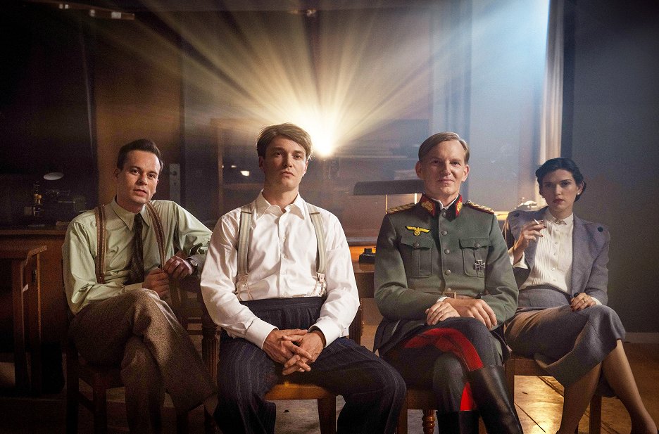 Rozdělený svět 1939-1962 - Snění o Měsíci (E01) (2024) | Galerie - Z ...