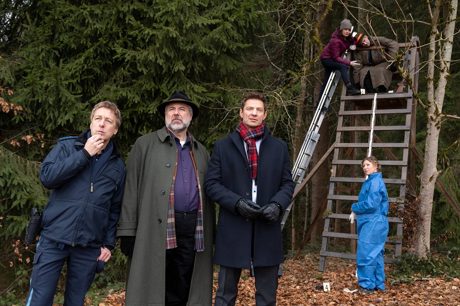 Die Rosenheim-Cops: Totholz (2024) | ČSFD.cz