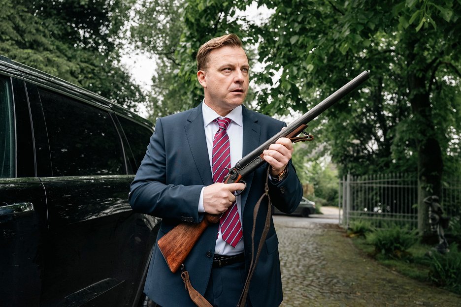 Cologne P.D. - Ein Scheich für Dünnwald (S23E10) (2024) | ČSFD.cz