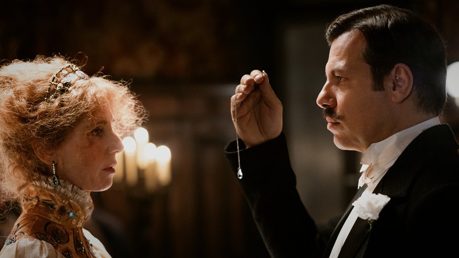 Božská Sarah Bernhardt (2024) | ČSFD.cz
