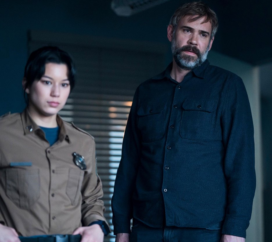 Murder in a Small Town - The Madness Method (S01E06) (2024) | ČSFD.cz