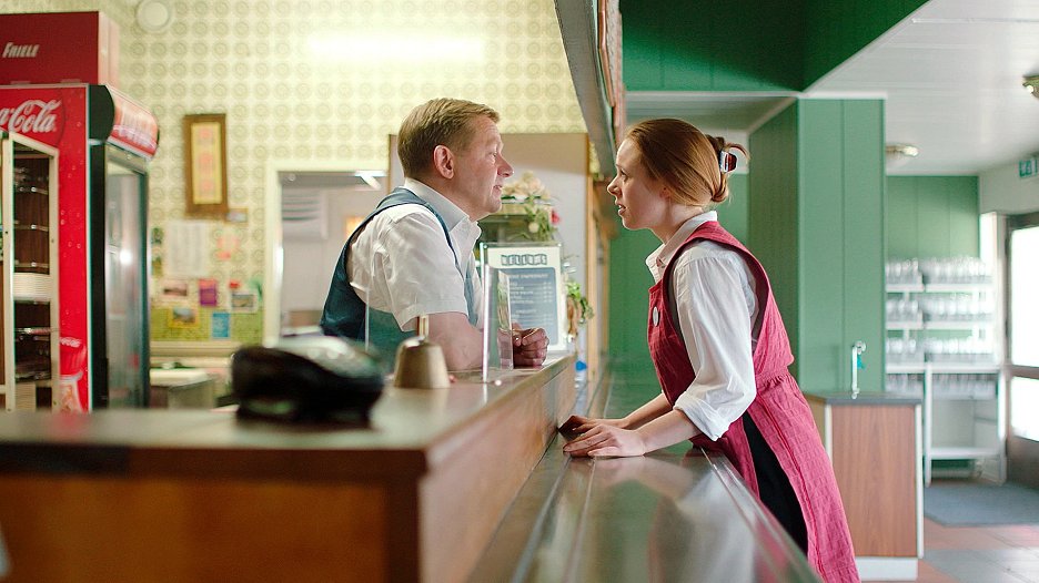 Hellums kro - Jan - en pyse (E04) (2019) | ČSFD.cz