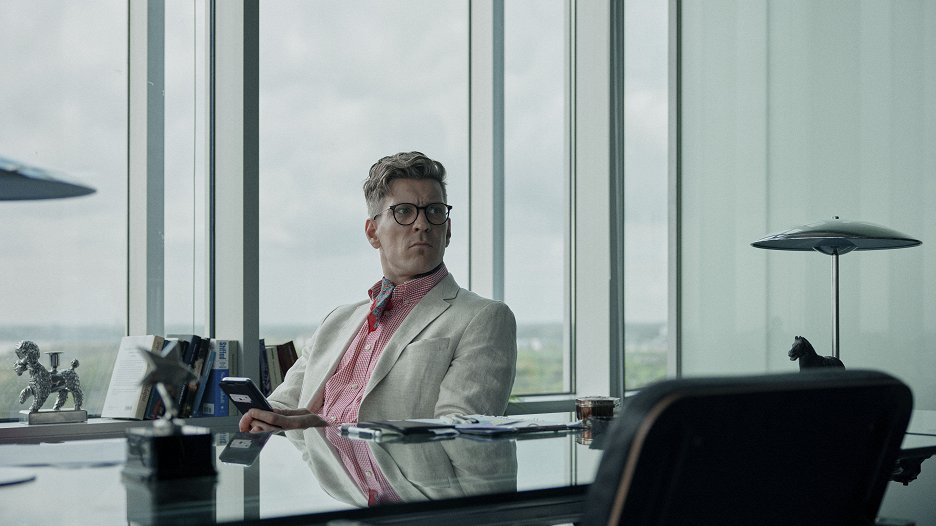 Kurjen kirous - Junne (E06) (2025) | ČSFD.cz