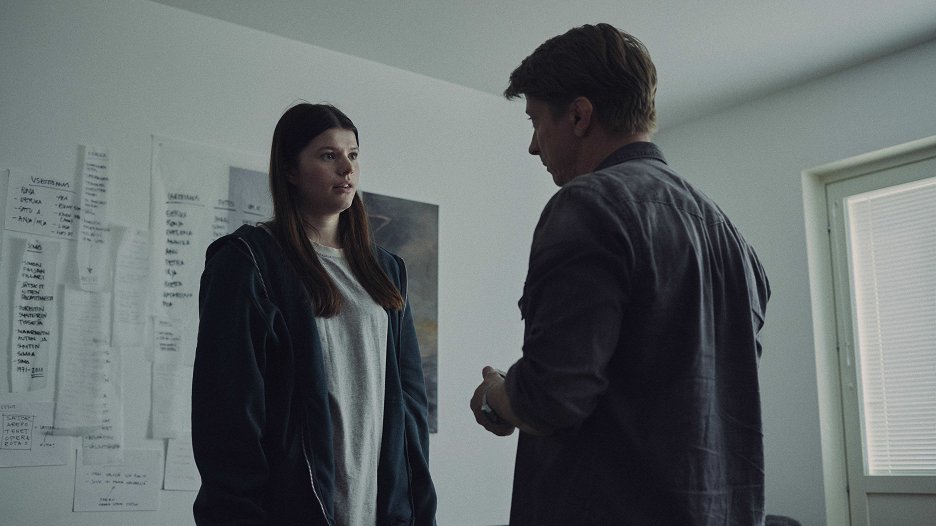 Kurjen kirous - Varo humalaista jänistä (E07) (2025) | ČSFD.sk